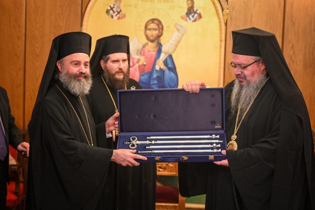 Ο Αρχιεπίσκοπος Αυστραλίας στο Επισκοπείο της Ιεράς Μητροπόλεως Λαρίσης ...