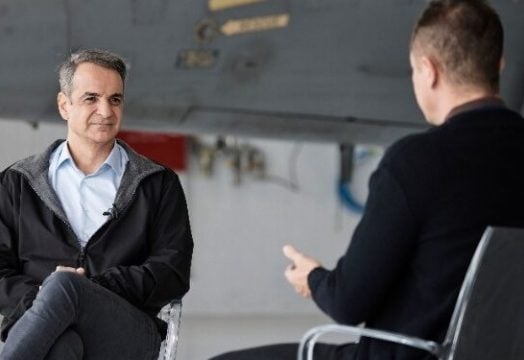 Ρωσικό Υπουργείο Άμυνας: Αρνείται ότι στοχοθέτησε τη Λαύρα των Σπηλαίων ...